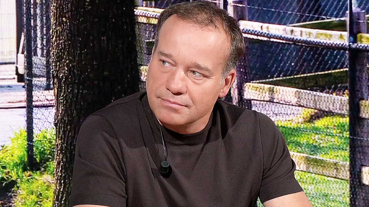 Schandaal schokt: Mick van Wely verliest baan bij zowel De Telegraaf ...